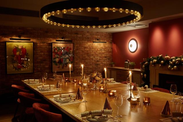 The 16 Best Christmas Party Restaurants for Rent in Toronto | Tagvenue